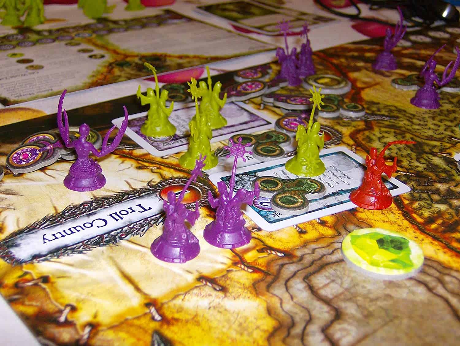 12 Scary Board Games for Halloween - Game Night Gods